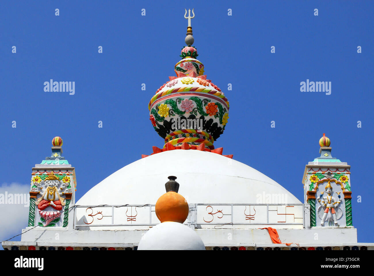Maheswarnath temple hi-res stock photography and images - Alamy