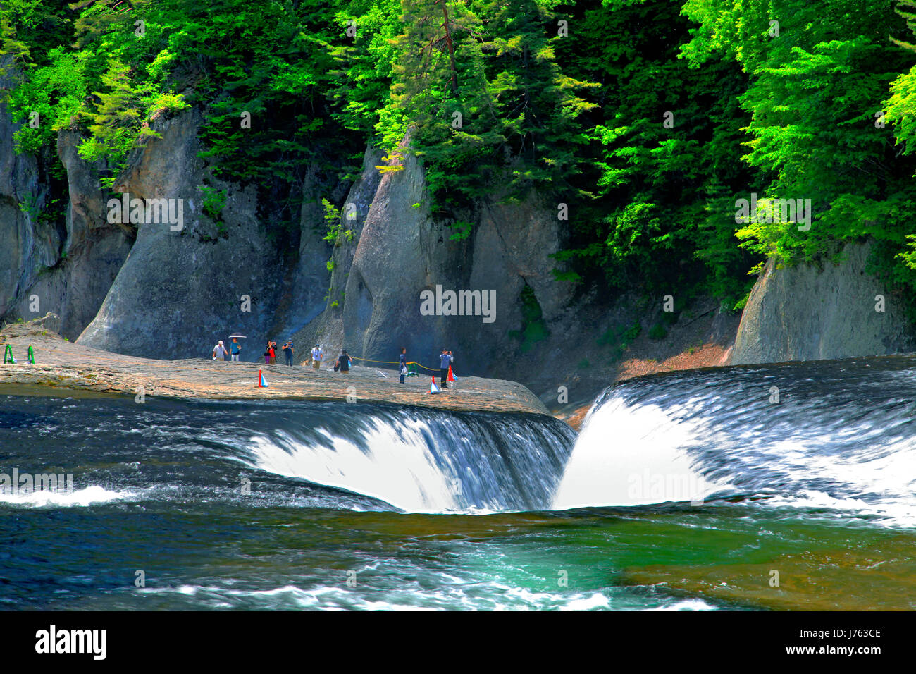 Waterfalls japan hi-res stock photography and images - Alamy