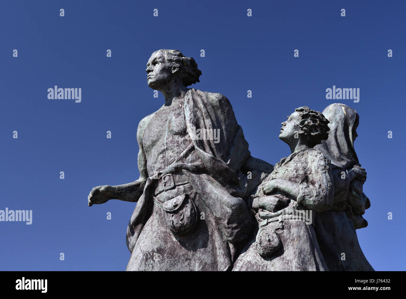 the emigrants;statue;memorial;displaced persons;the clearances ...