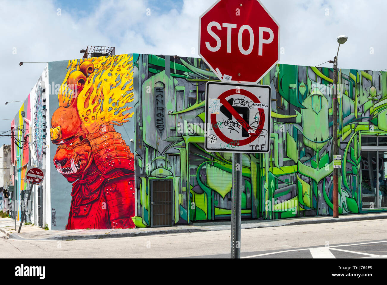 Miami graffiti hi-res stock photography and images - Alamy
