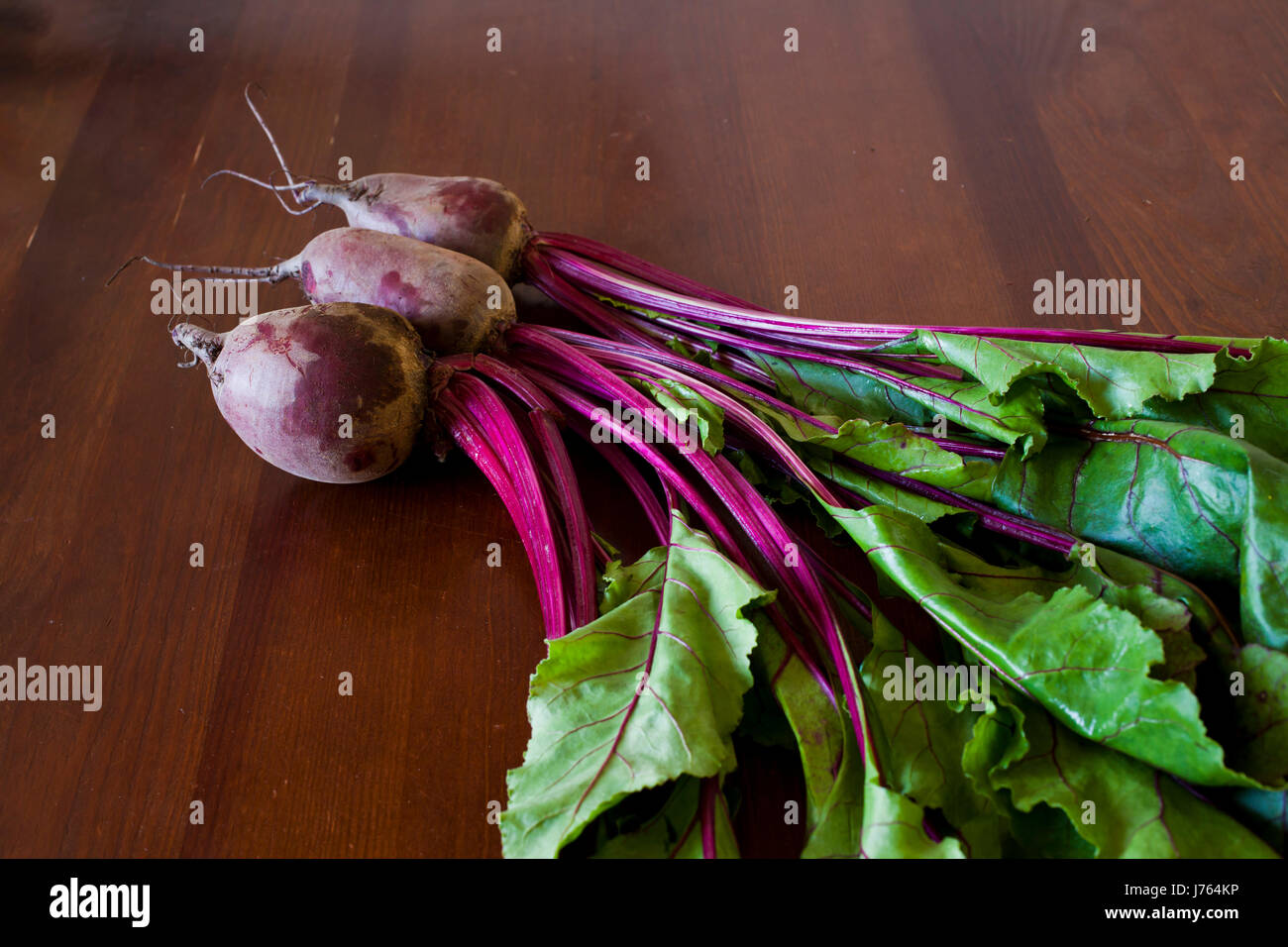 Fresh beetroot root vegetable hi-res stock photography and images - Alamy