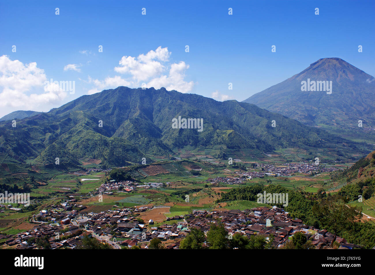 Dieng village hi-res stock photography and images - Alamy