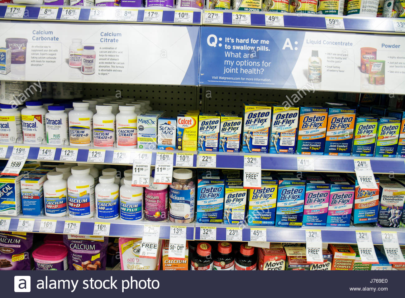 Walgreens Display Stock Photos & Walgreens Display Stock Images - Alamy