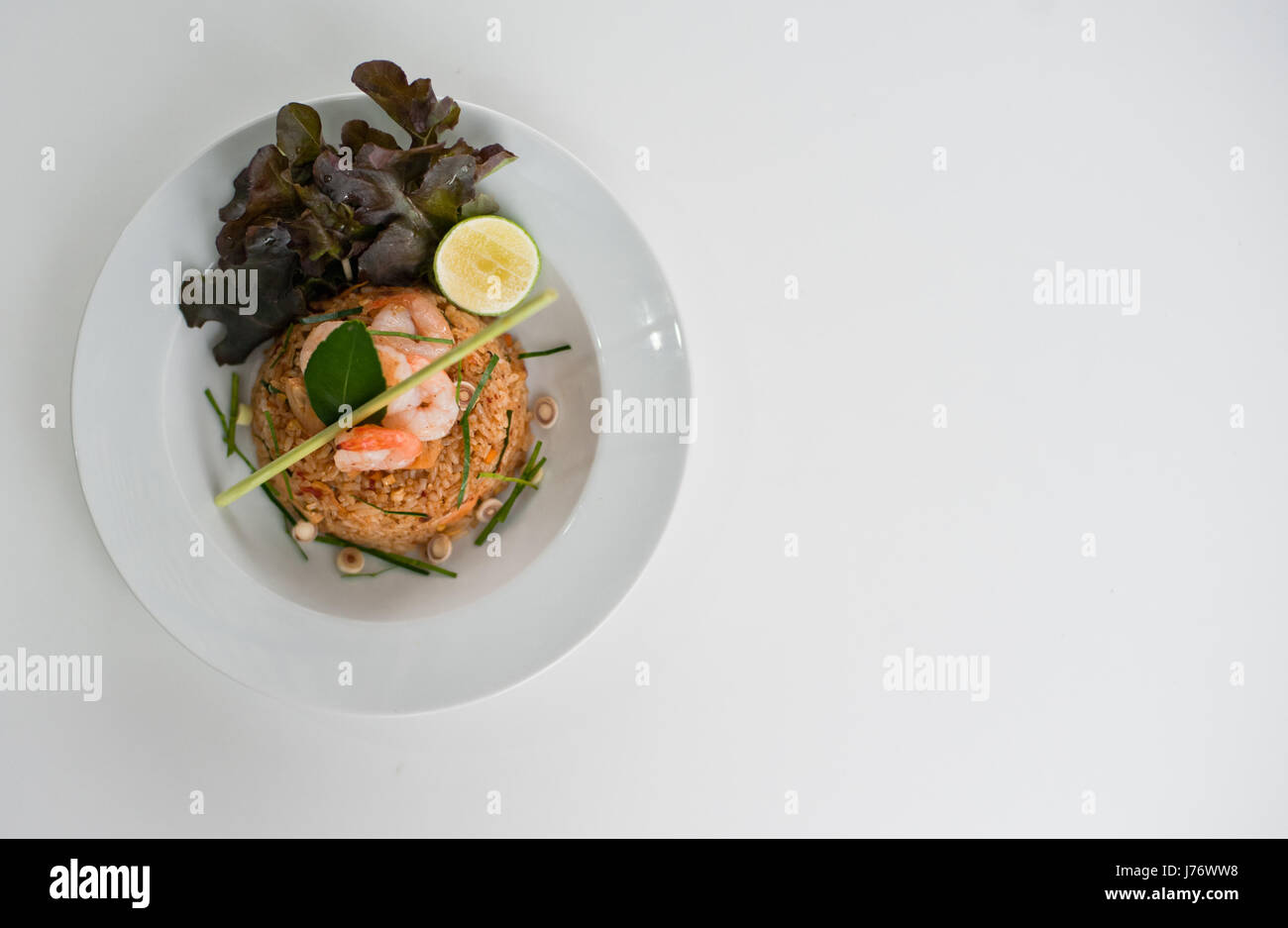 Fried rice with chili and prawns (Khao Pad Tom Yum Kung) / Thai Spicy ...