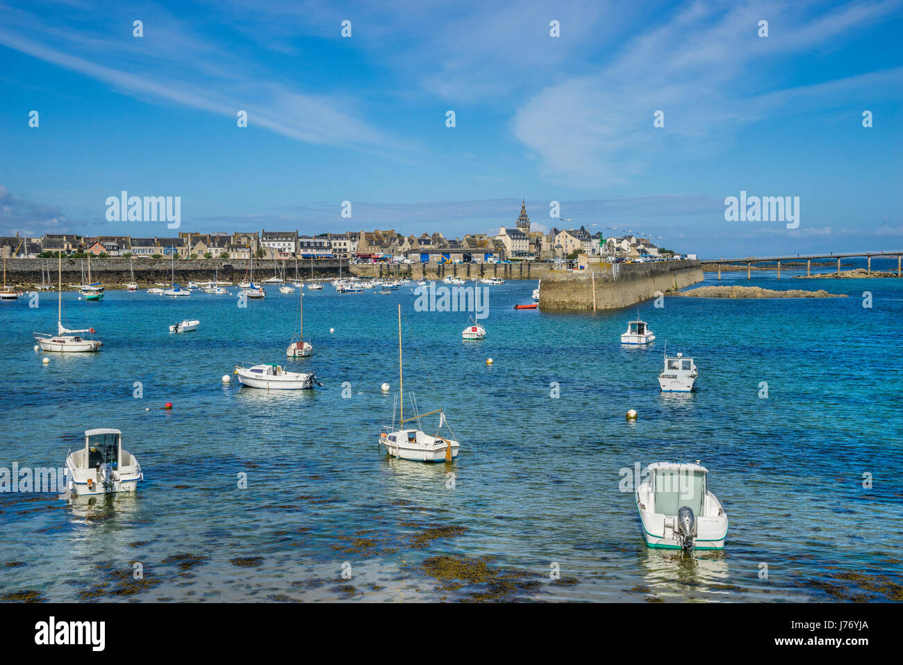 France, Brittany, Finistére department, Roscoff, Vieux Port, Quai Neuf ...