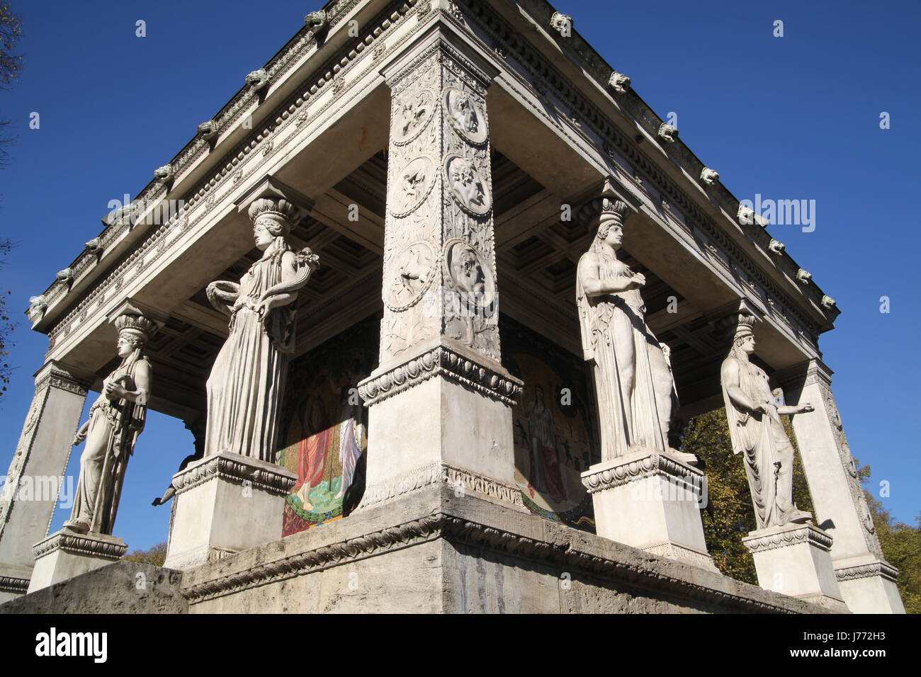 monument bavaria munich pedestal plinth pavilion german federal ...