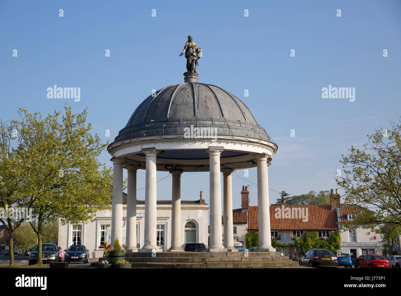 The Buttercross with statue of Ceres, the Roman goddess of the harvest ...