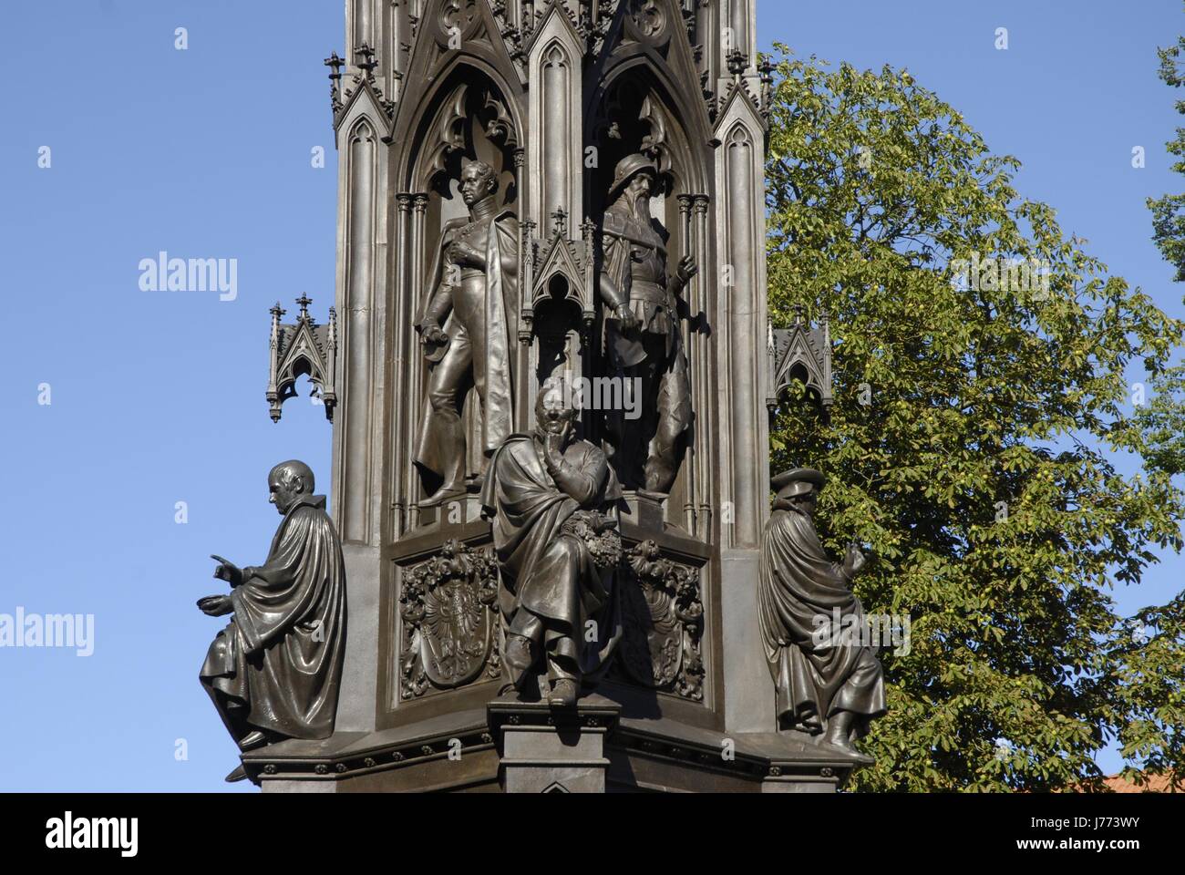 monument at the university Stock Photo - Alamy