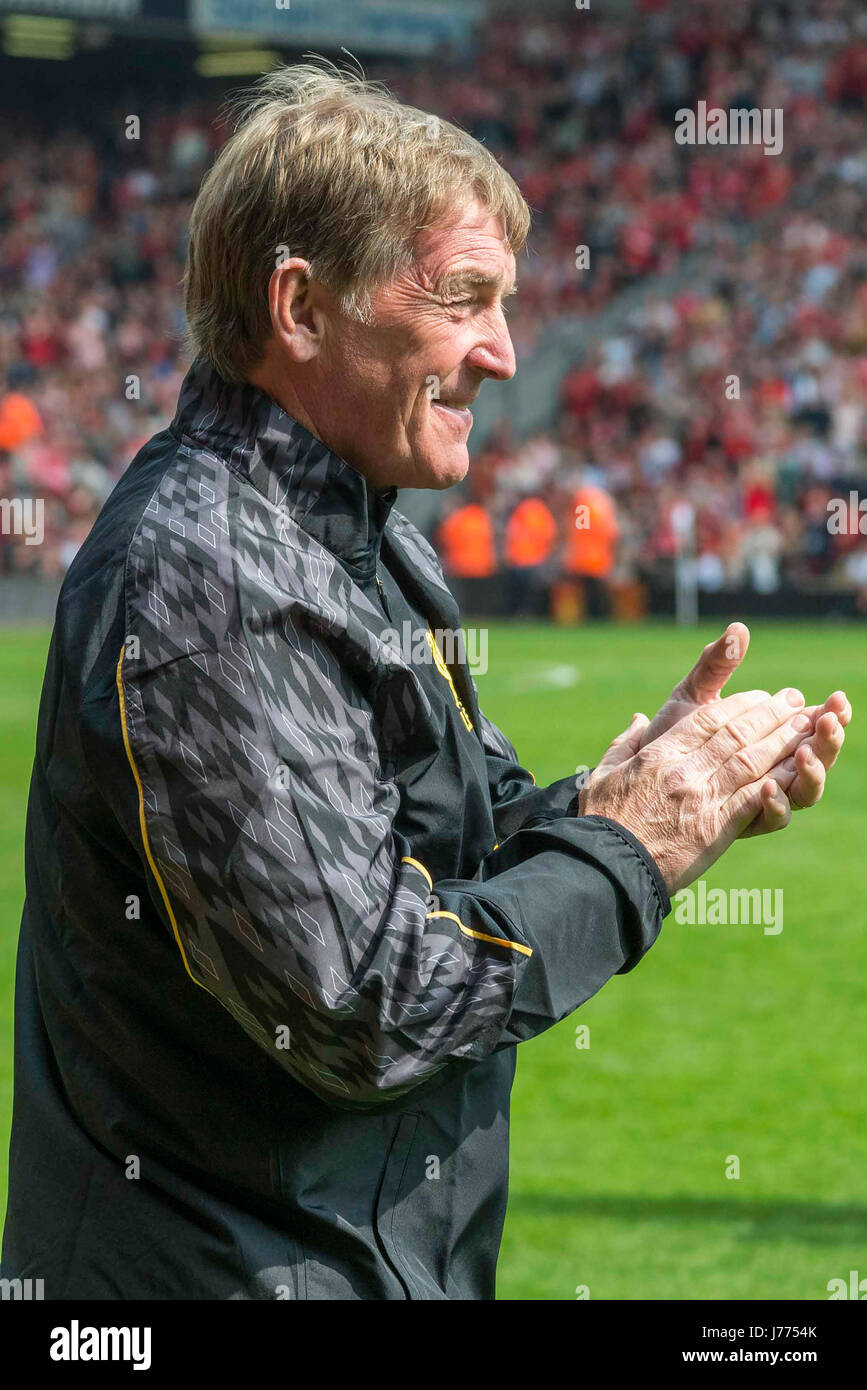 Kenny dalglish liverpool hi-res stock photography and images - Alamy