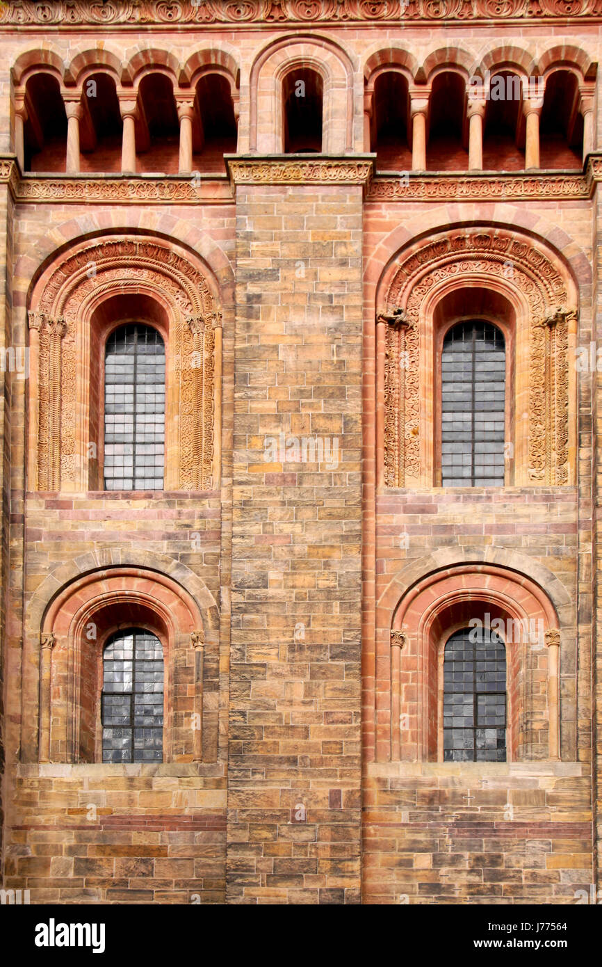 Circular dormer window hi-res stock photography and images - Alamy