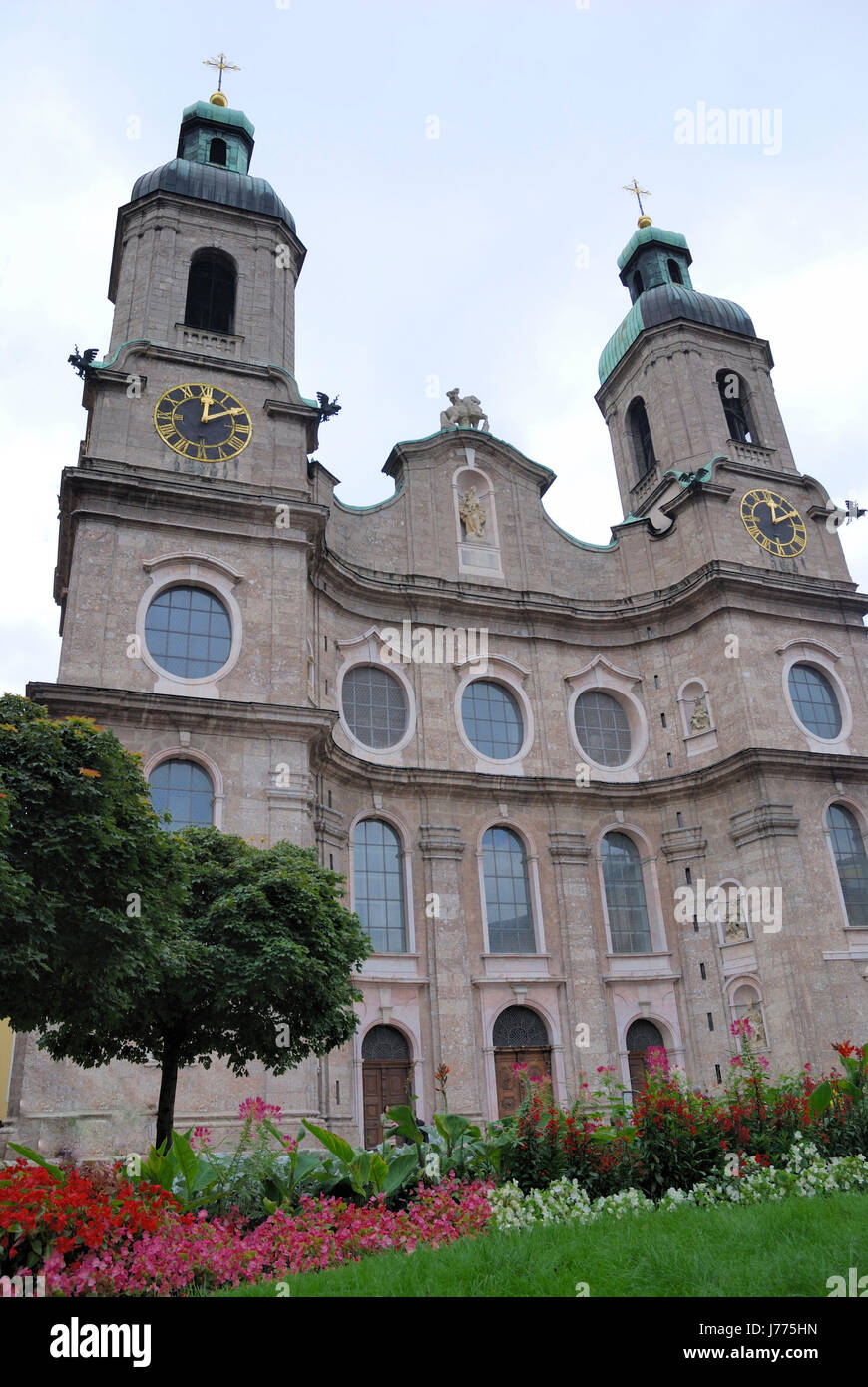church cathedral dome austria style of construction architecture ...