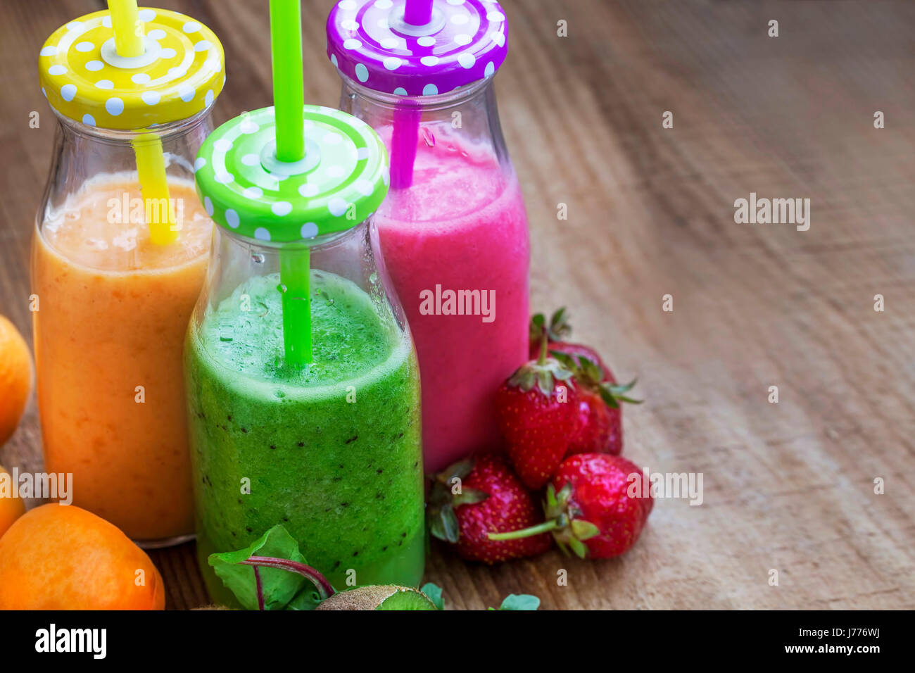 Types of spinach hi-res stock photography and images - Alamy