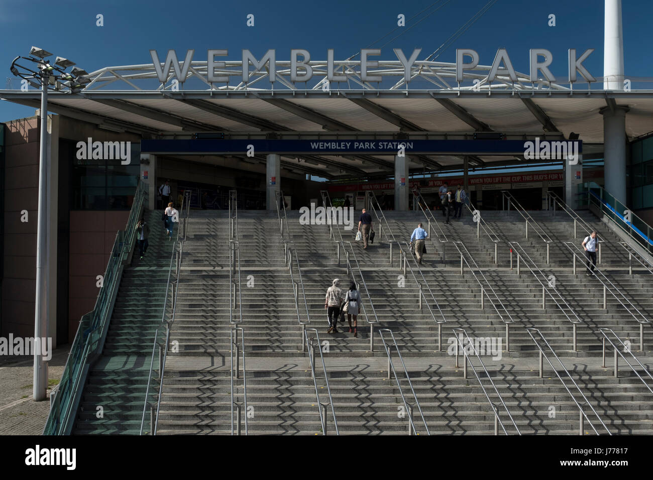 Wembley park underground station hi-res stock photography and images ...