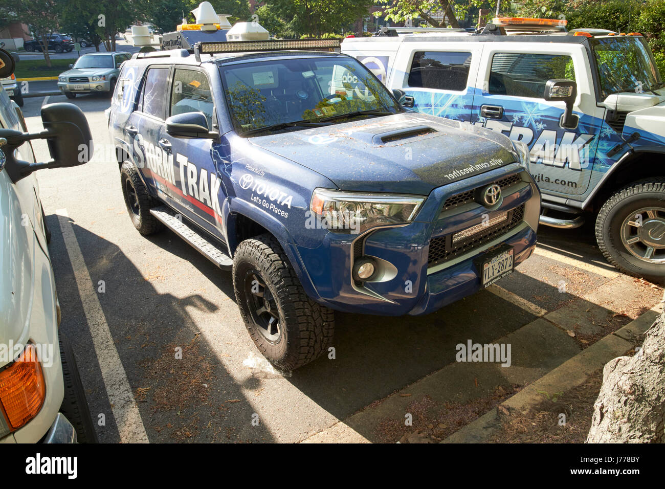 Weather tracking truck hi-res stock photography and images - Alamy