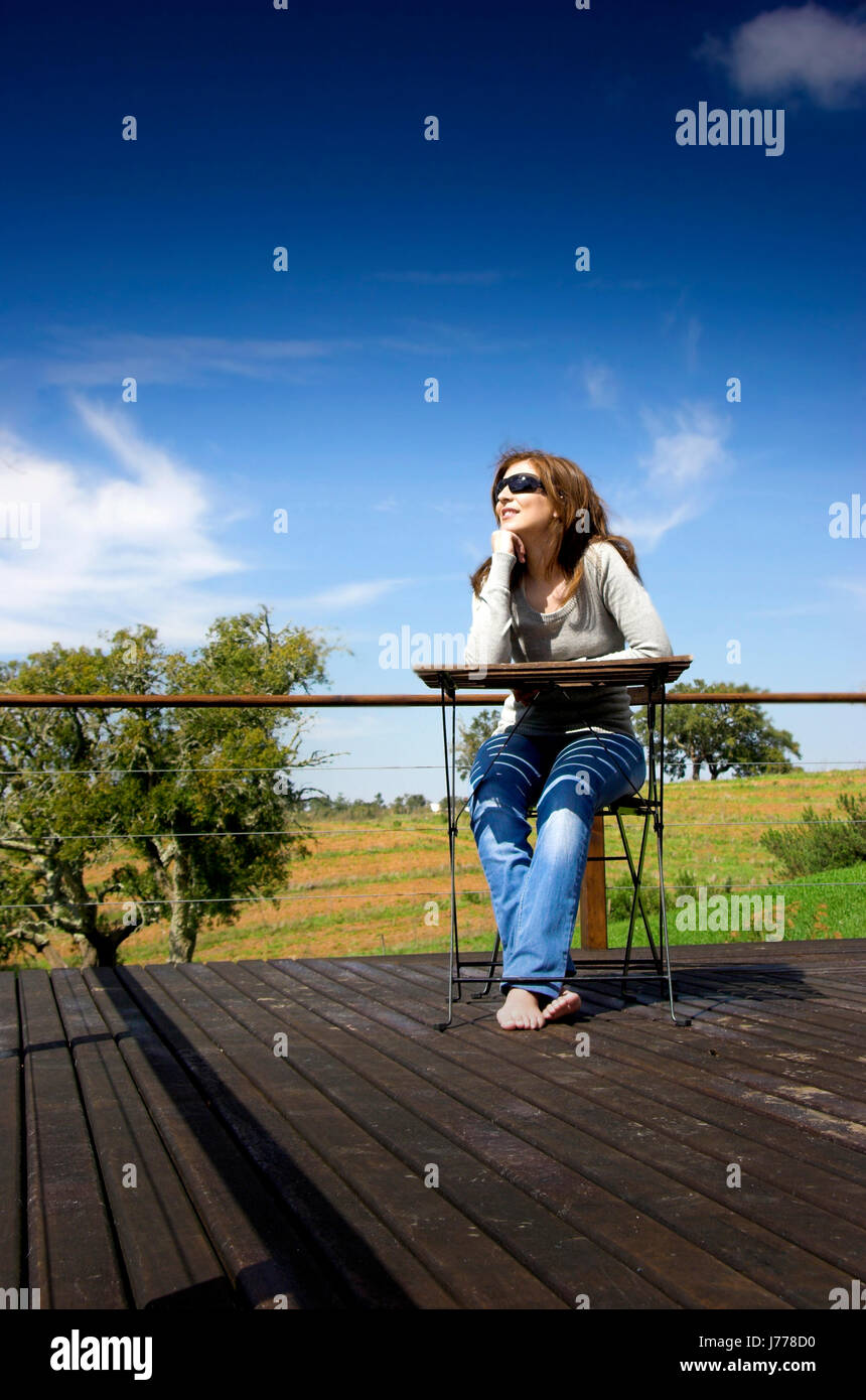 woman laptop notebook computers computer spare time free time leisure ...