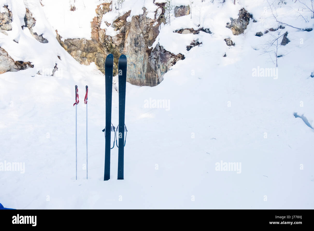 Covered poles hi-res stock photography and images - Alamy