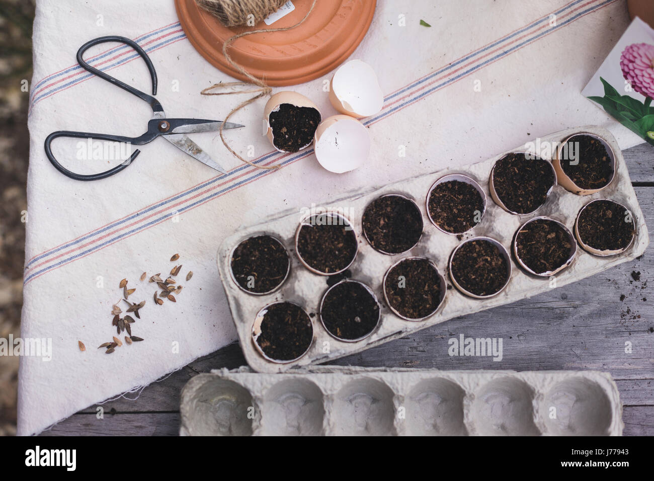 Mud objects hi-res stock photography and images - Alamy
