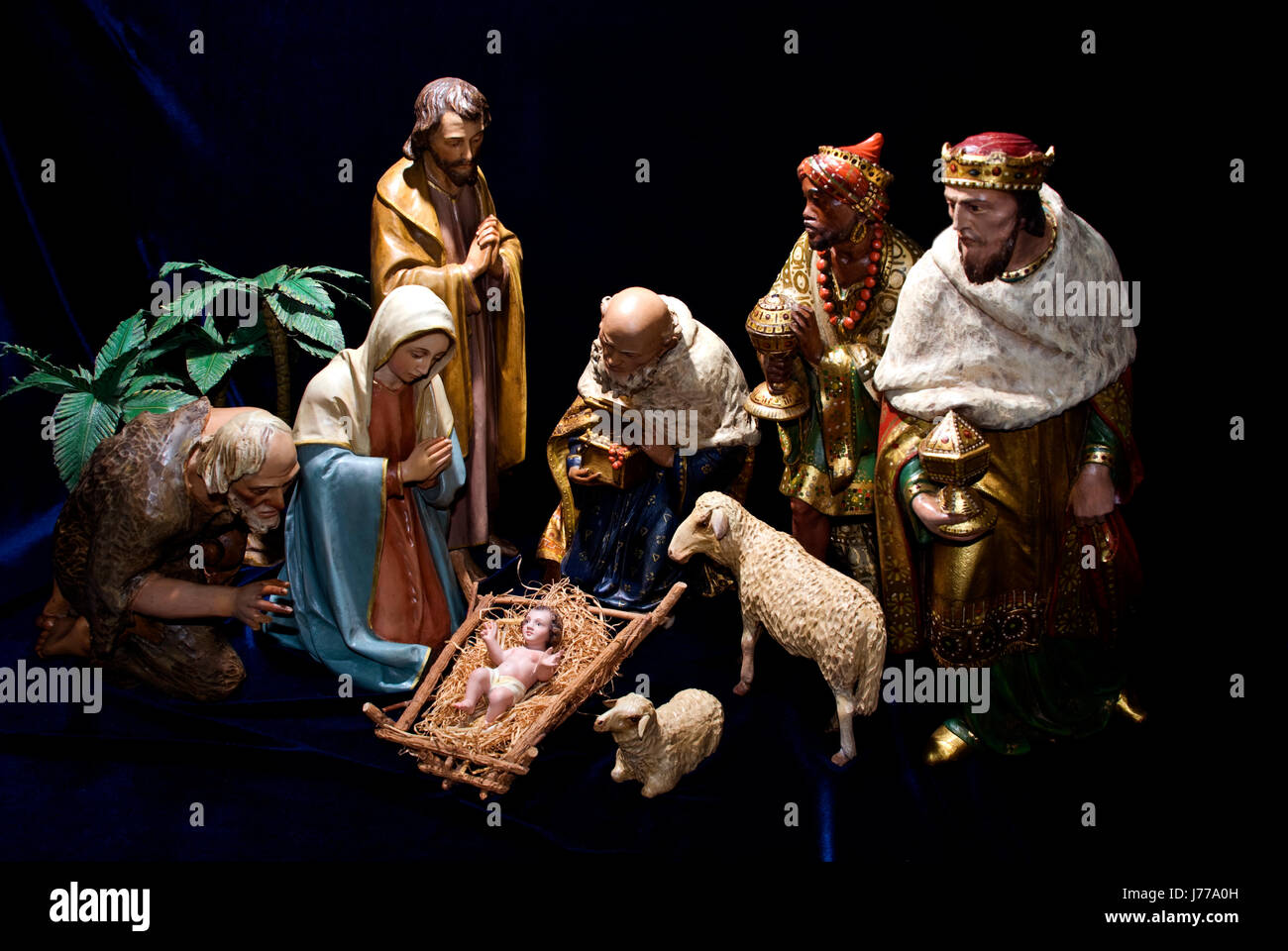 Man animals hi-res stock photography and images - Alamy