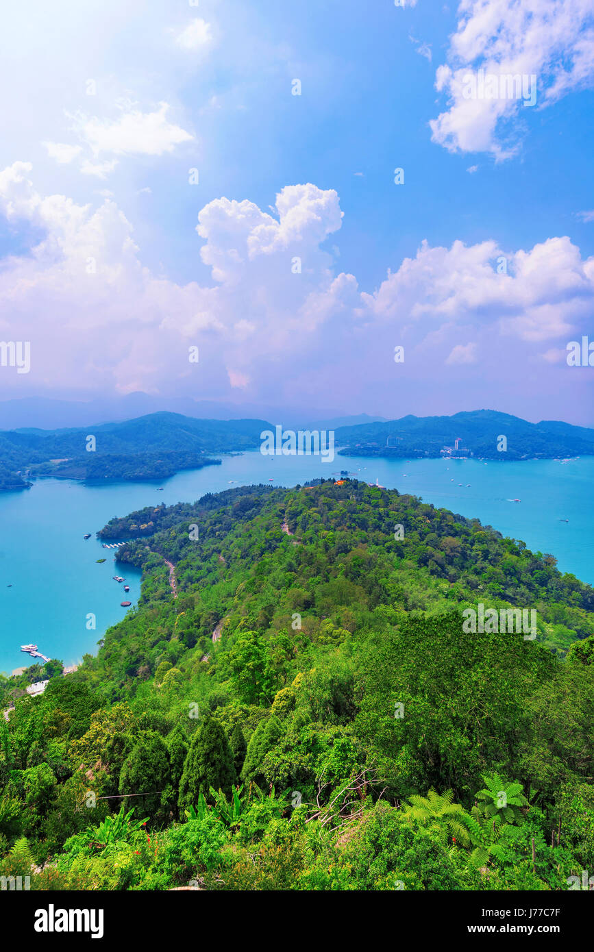 Sun moon lake in taiwan hi-res stock photography and images - Alamy
