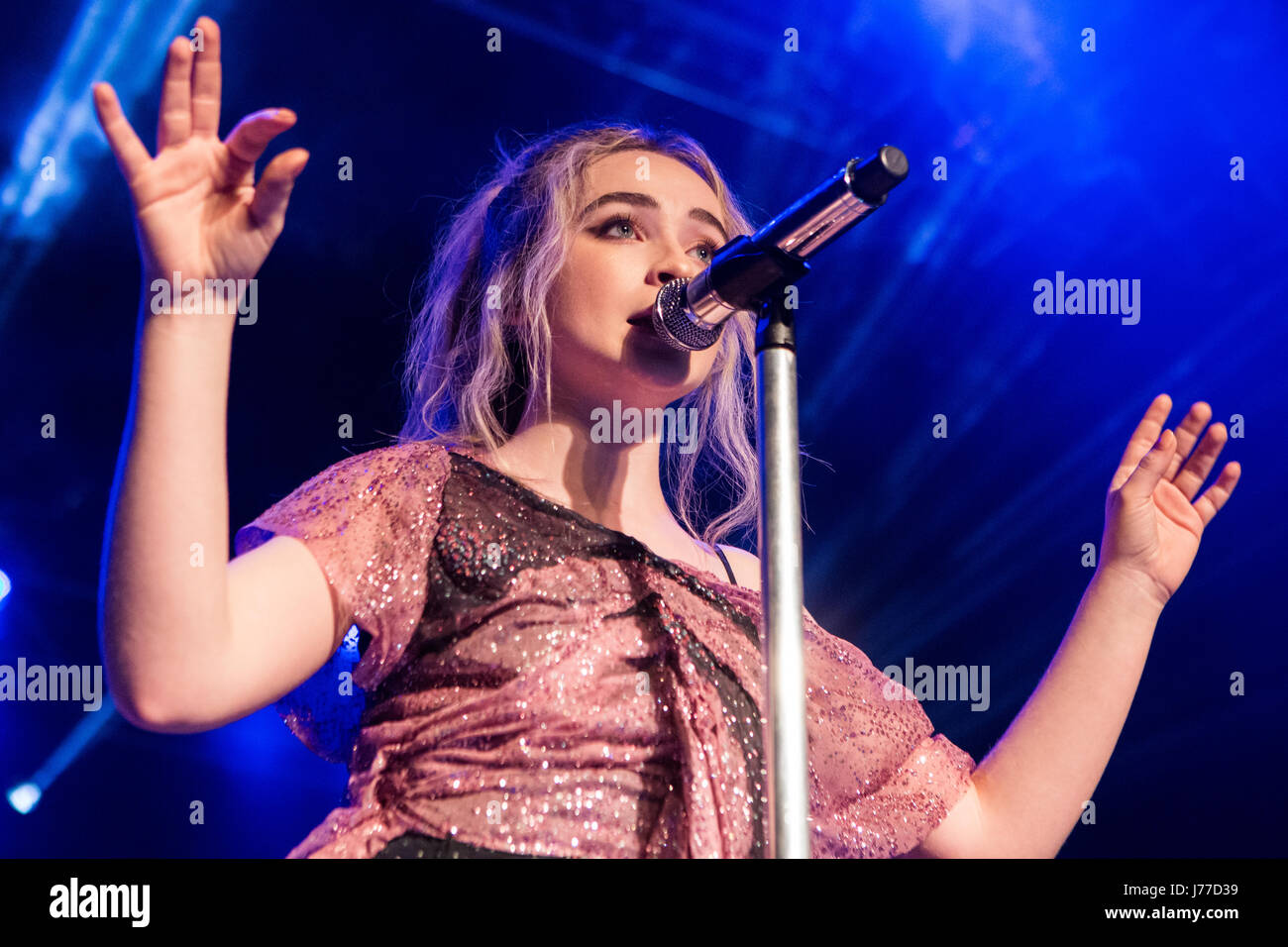 Ann lynn actress hi-res stock photography and images - Alamy