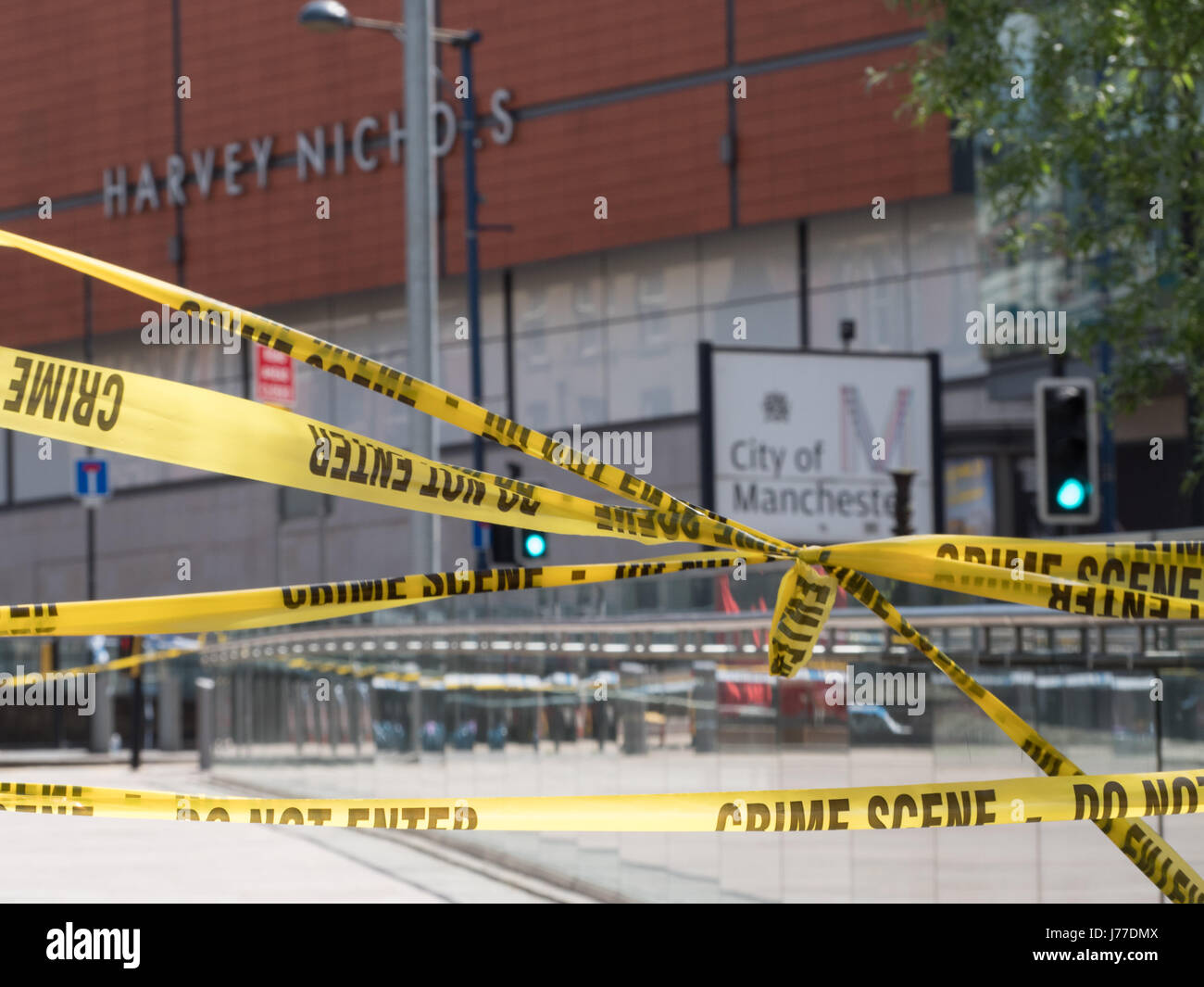 Uk police tape crime scene yellow hi-res stock photography and images ...