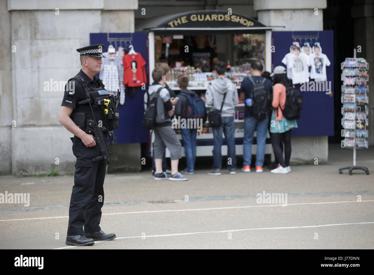 Manchester arena bombing 2017 hi-res stock photography and images - Alamy