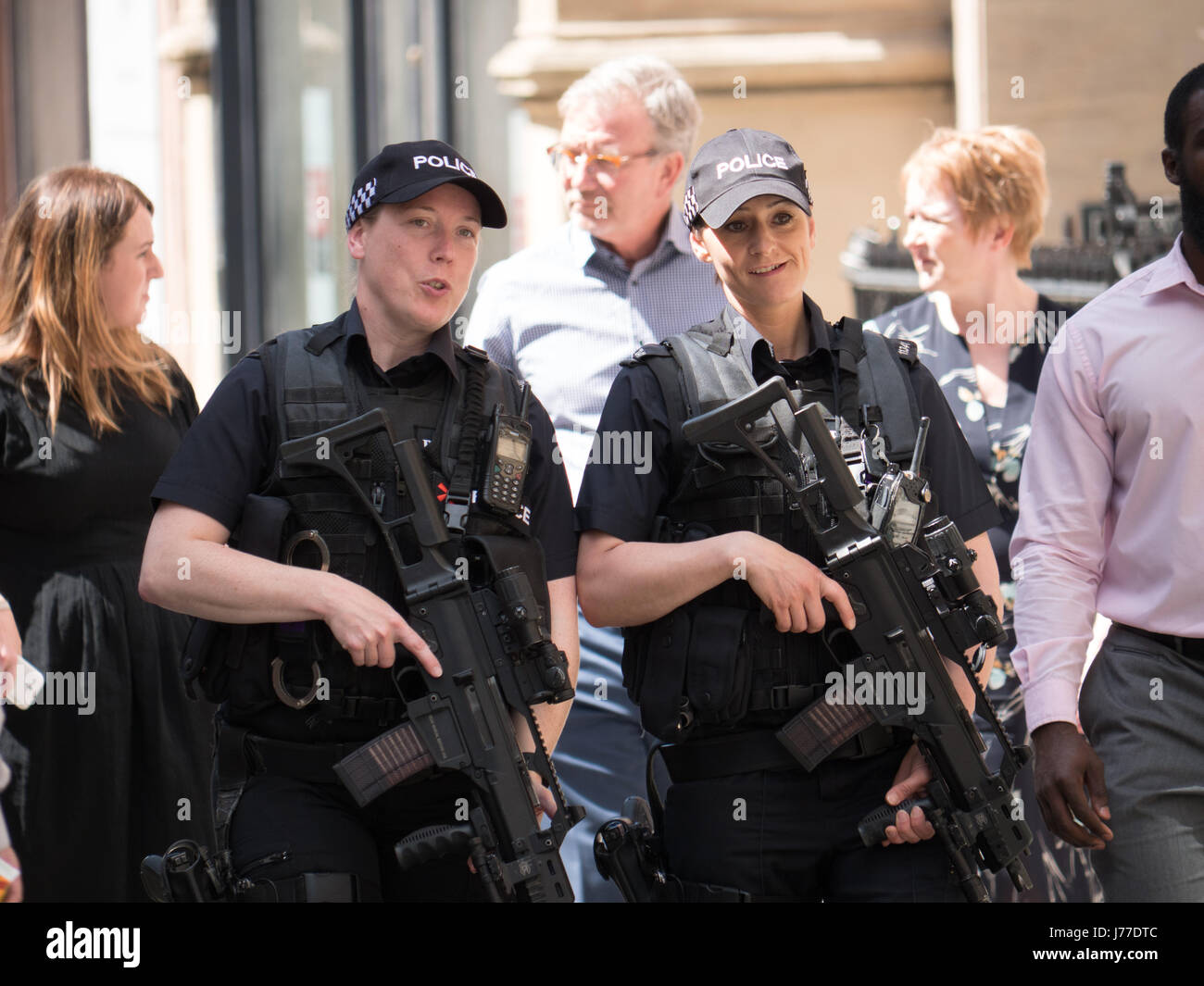 Female armed police uk hi-res stock photography and images - Alamy