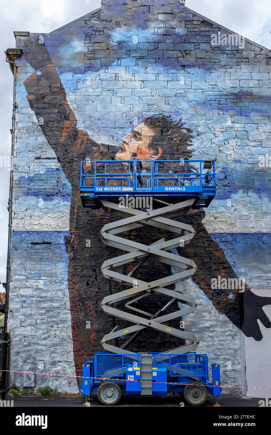 Billy connolly glasgow mural hi-res stock photography and images - Alamy