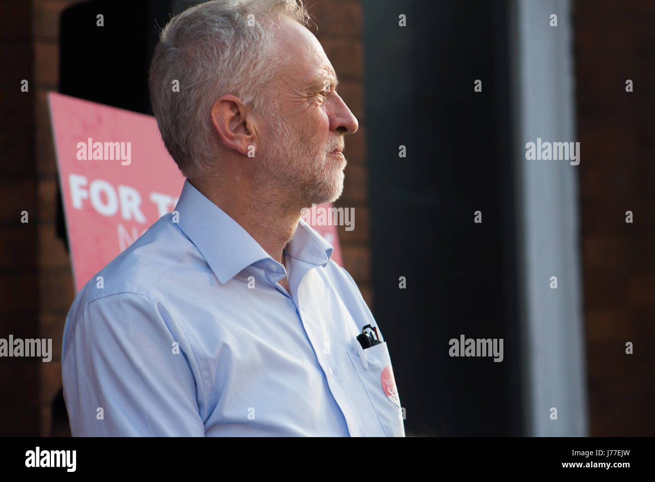 Jeremy Corbyn And John Prescott Campaign In Zebedees Yard In The Days