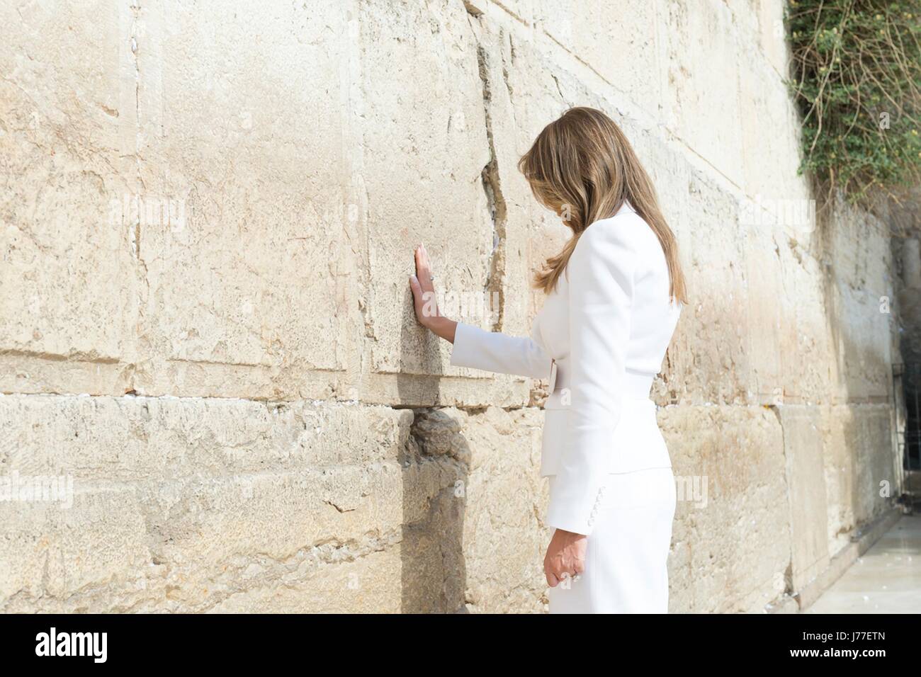 U.S. First Lady Melania Trump places her hand on the Western Wall in ...