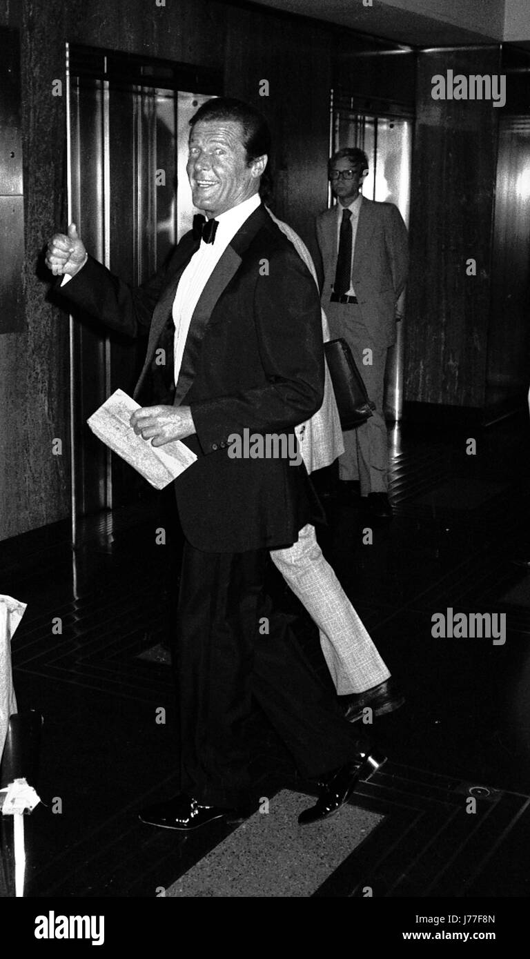 New York City, USA. 10th May, 1983. FILE: Roger Moore dies aged 89 ...