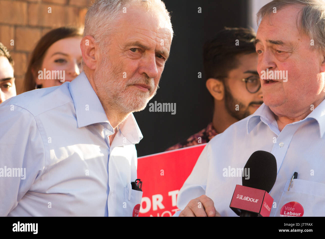 Jeremy Corbyn And John Prescott Campaign In Zebedees Yard In The Days