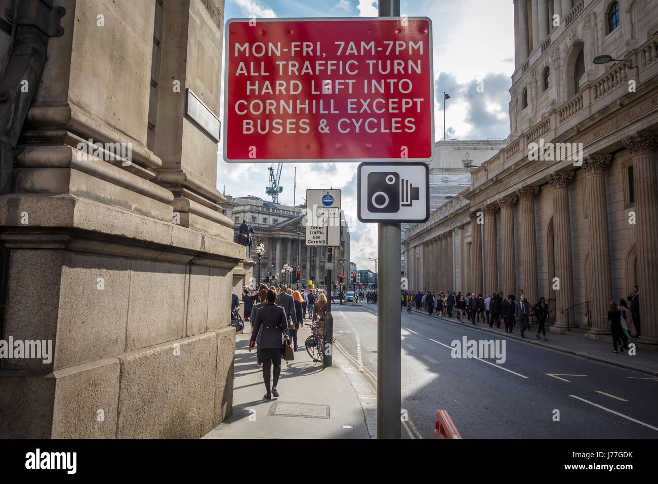 London bank junction hi-res stock photography and images - Alamy