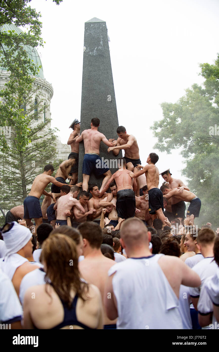 Freshman freshmen plebe plebes hi-res stock photography and images - Alamy