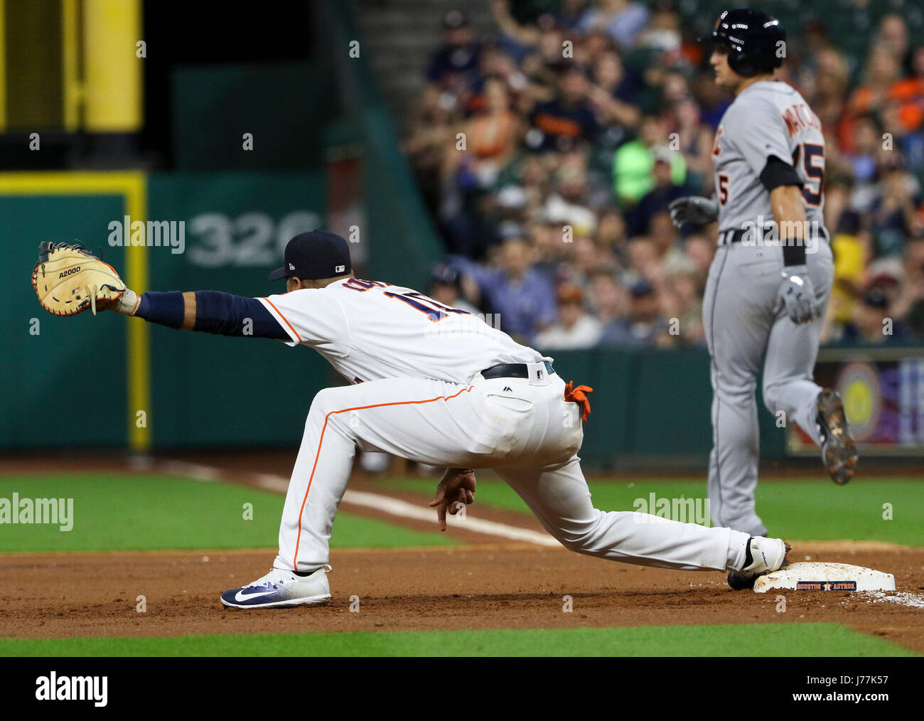 Houston, TX, USA. 23rd May, 2017. Houston Astros first baseman Yuli ...