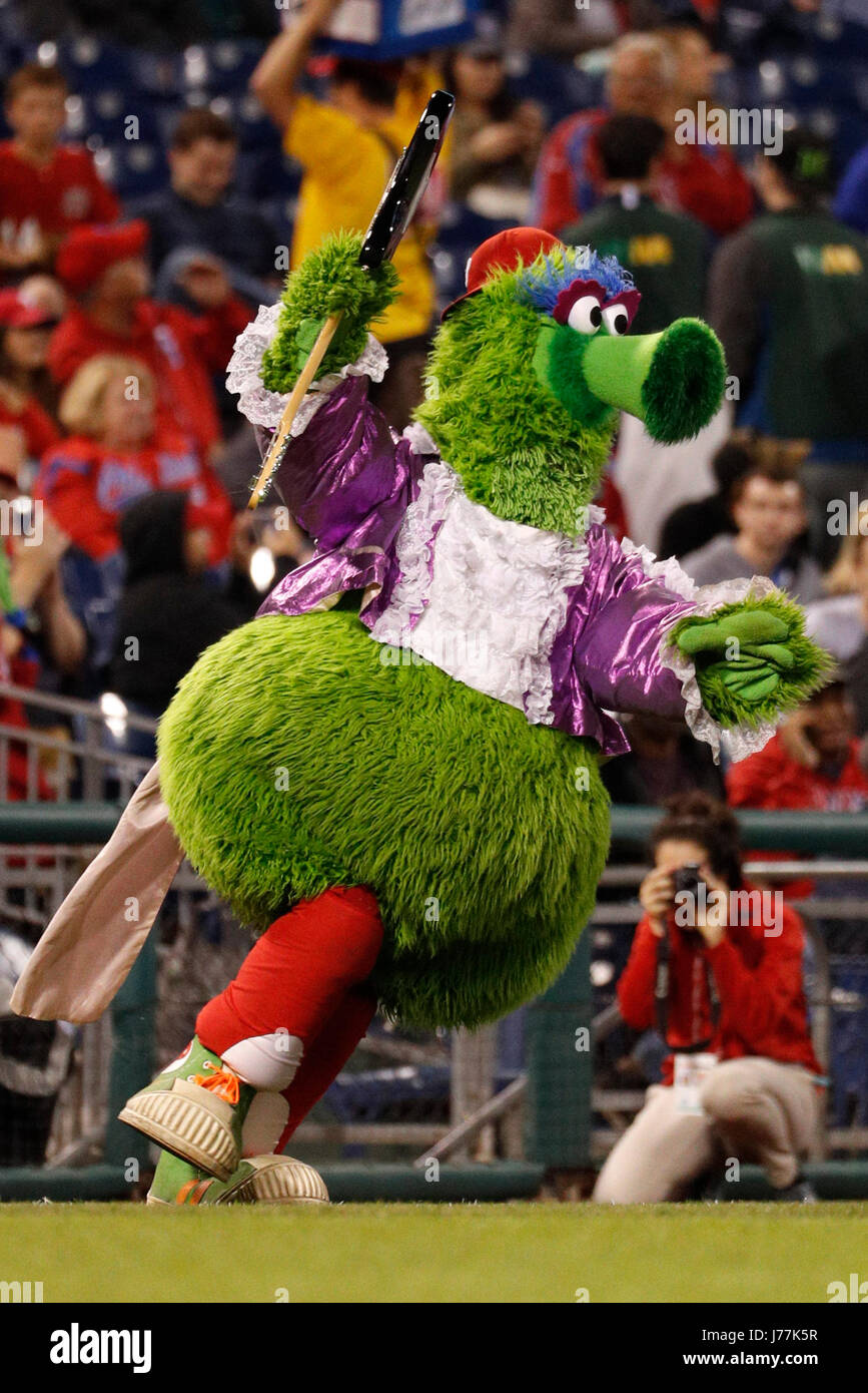 Philadelphia, Pennsylvania, USA. 23rd May, 2017. The Phillie Phanatic ...
