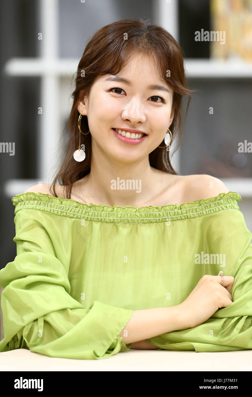 S. Korean actress Lee Si-ah South Korean actress Lee Si-ah, who starred ...