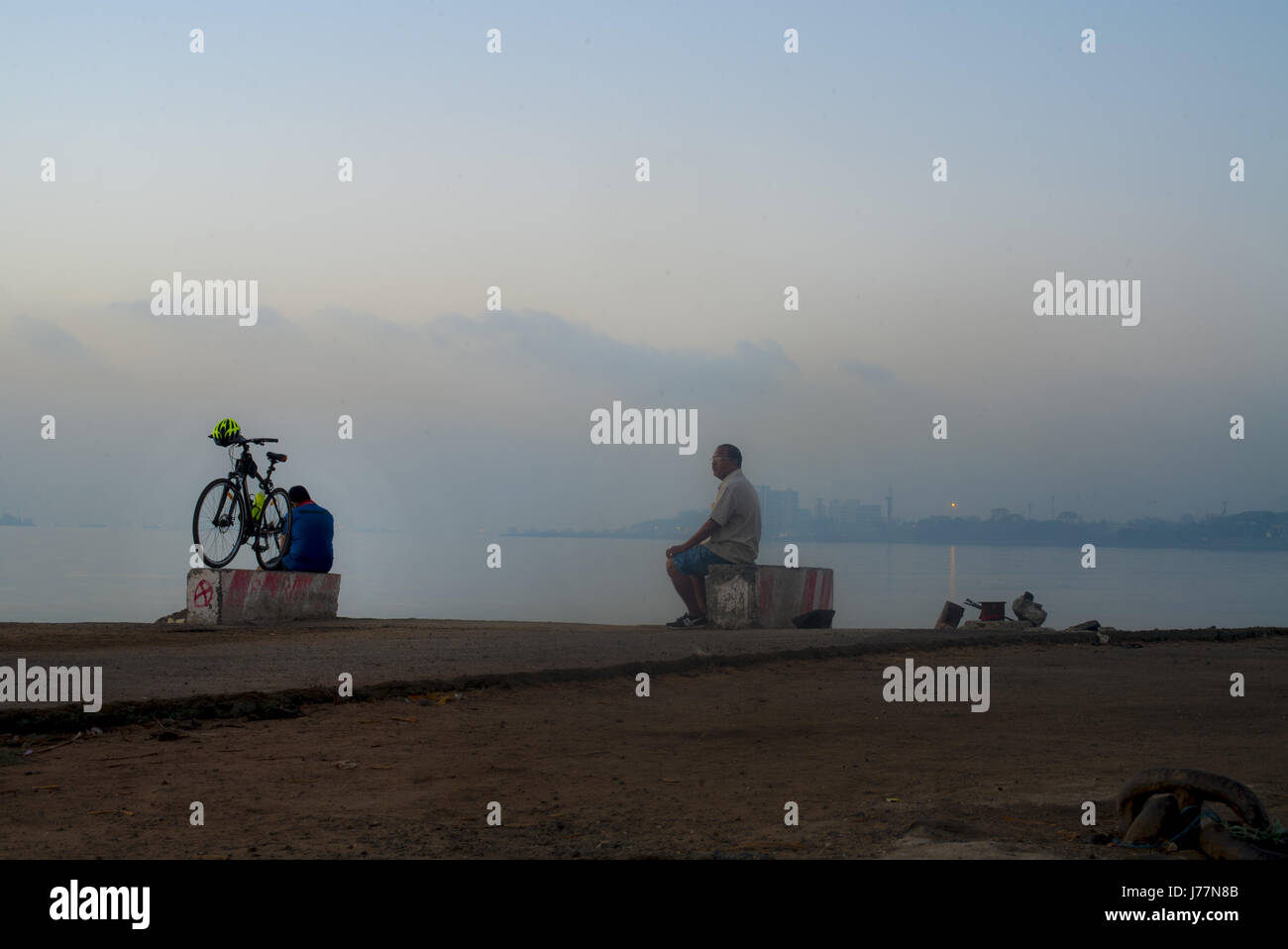 Sewri mumbai hi-res stock photography and images - Alamy
