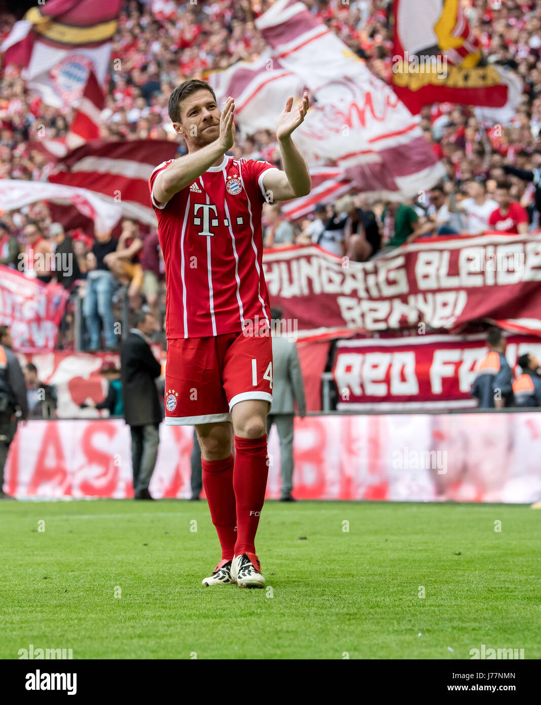 Munich's Xabi Alonso says farewell to fans ahead of the German ... Munich's Xabi Alonso says farewell to fans ahead of the German ...