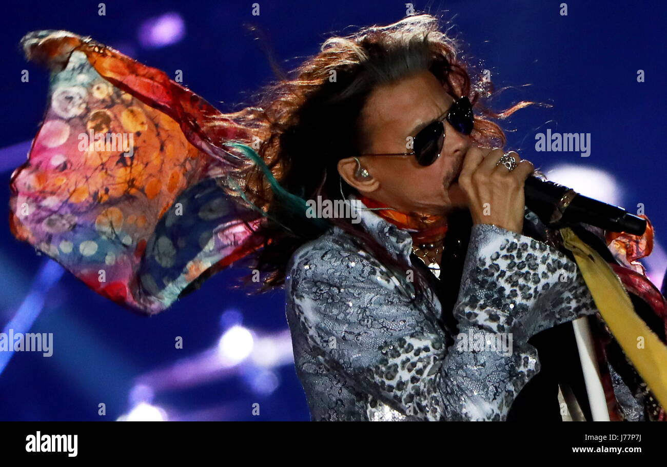 Lead Singer Of Aerosmith High Resolution Stock Photography and Images ...