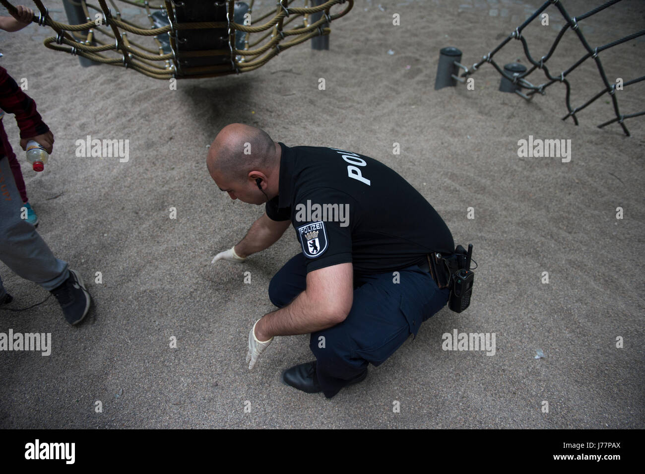 Police officer in underground station hi-res stock photography and ...