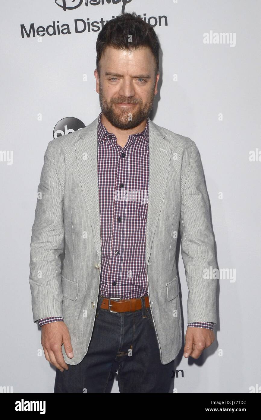 Walt disney upfront hi-res stock photography and images - Alamy