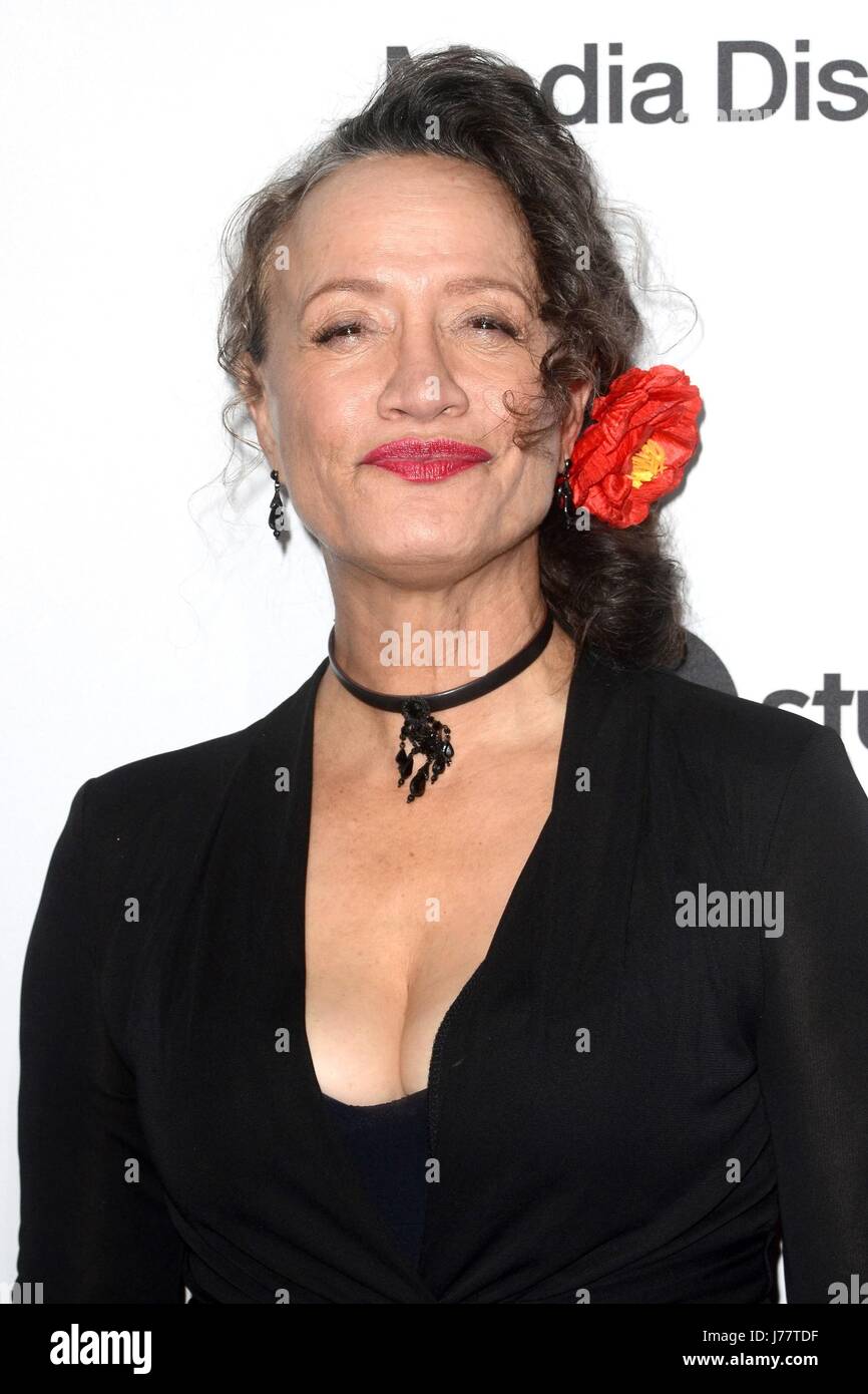 Rena owen hi-res stock photography and images - Alamy