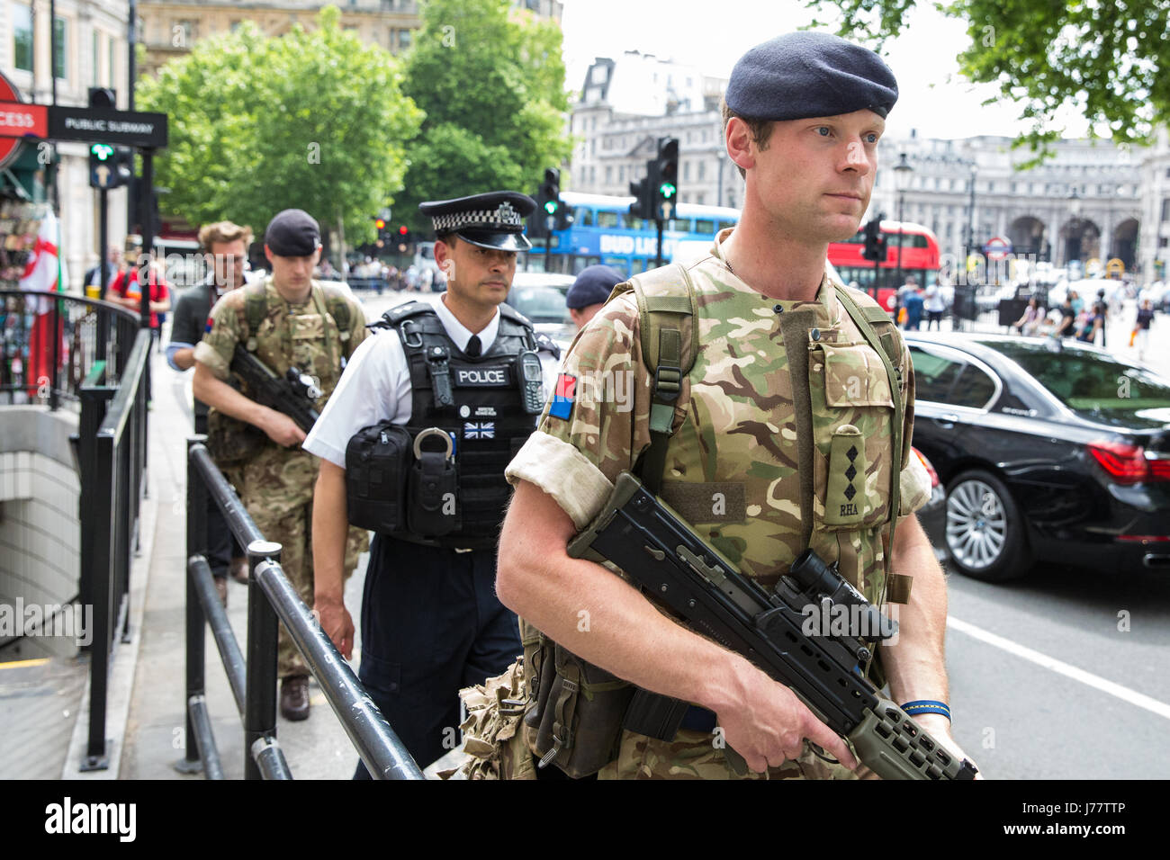 London, UK. 24th May, 2017. Operation Temperer: Soldiers and police ...