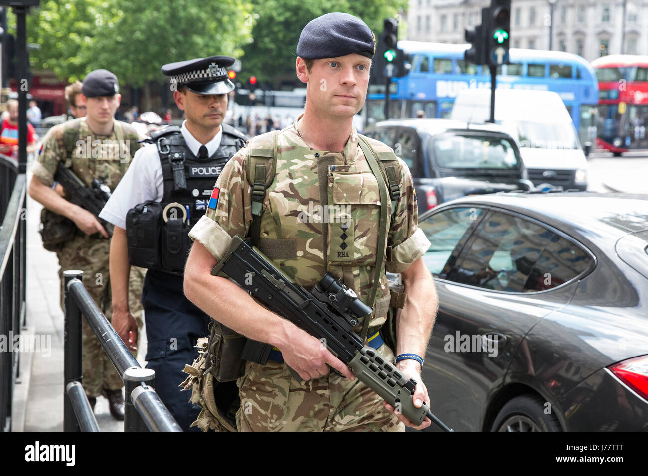 London, UK. 24th May, 2017. Operation Temperer: Soldiers and police ...
