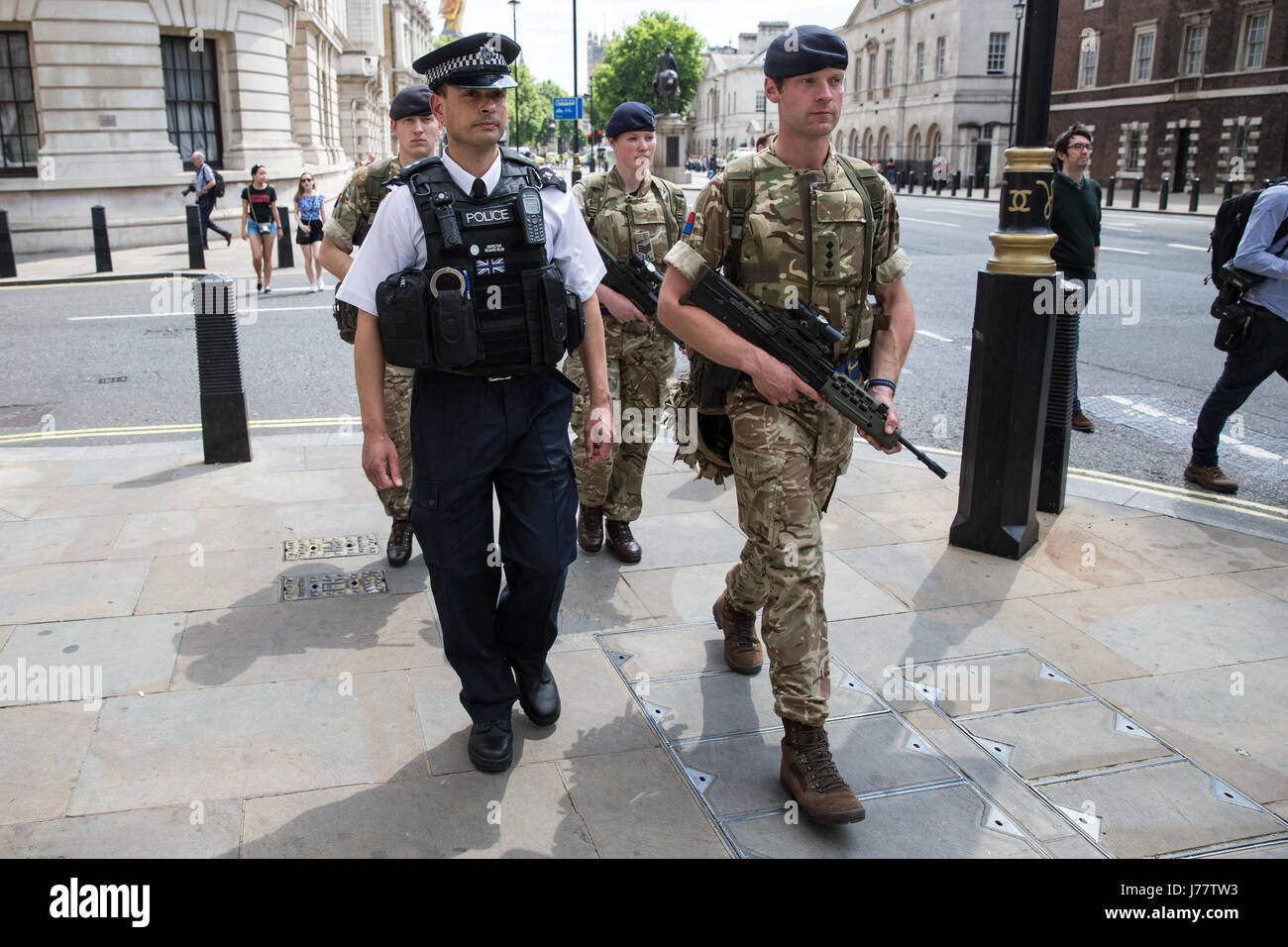 London, UK. 24th May, 2017. Operation Temperer: Soldiers and police ...