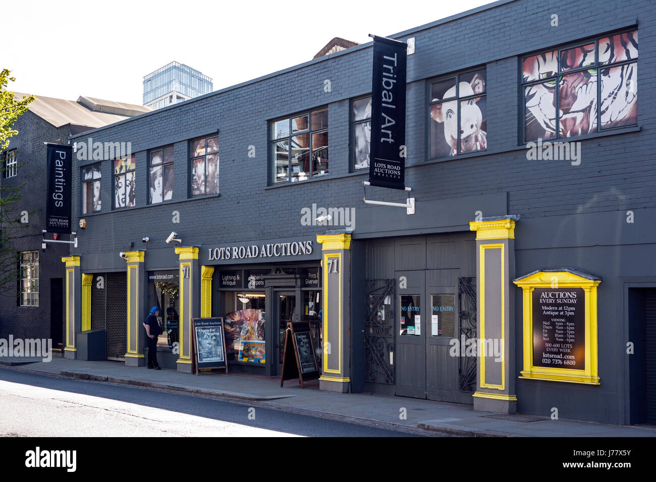 Auctions hi-res stock photography and images - Alamy