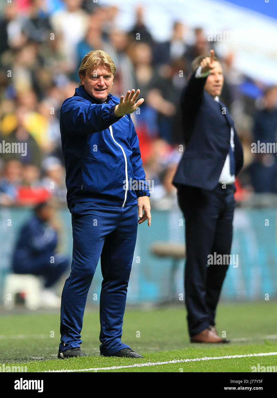 Bradford City manager Stuart McCall Stock Photo - Alamy