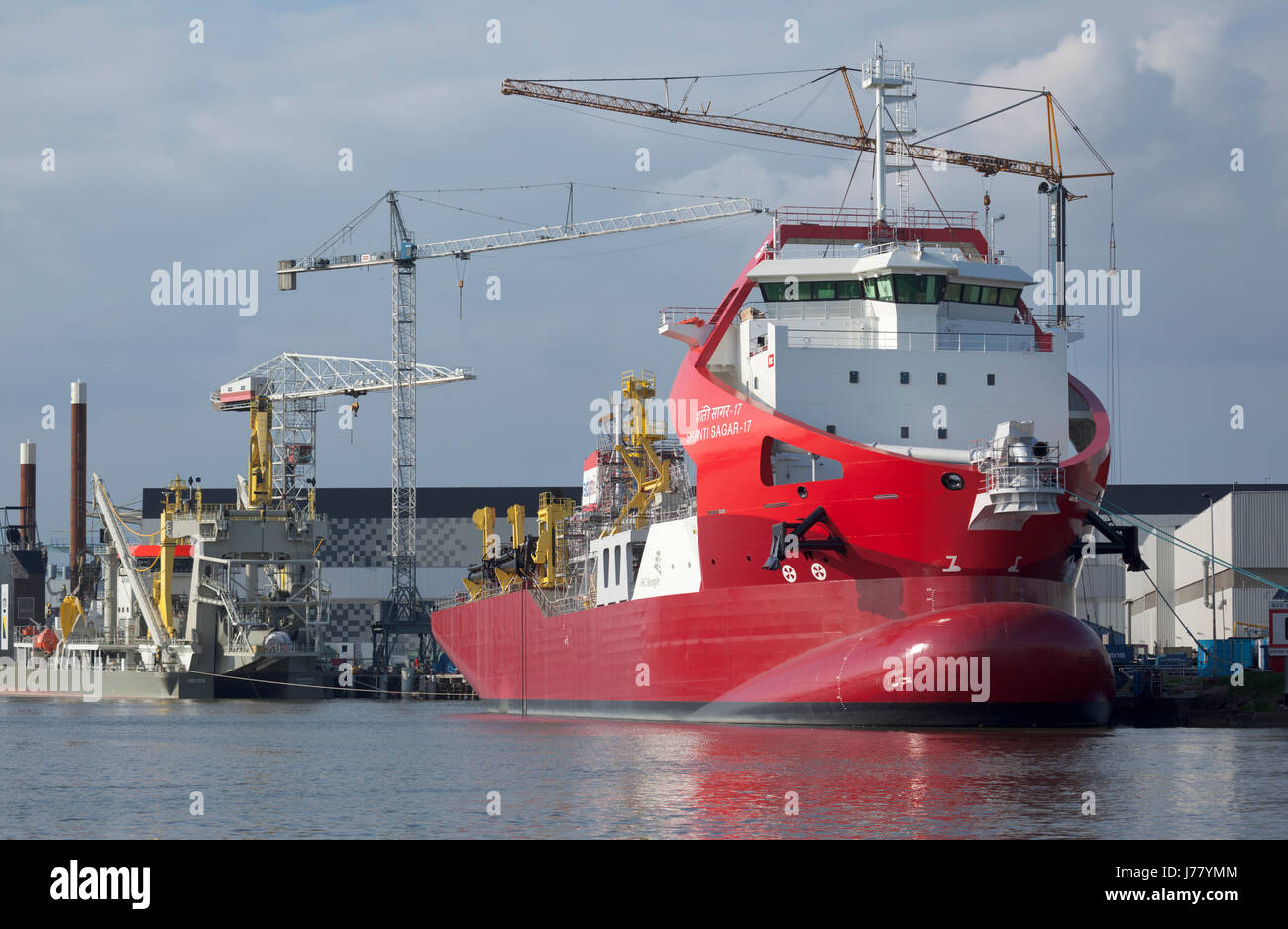 Shanti Sagar 17 a Dredger built at Royal IHC Merwede Stock Photo - Alamy