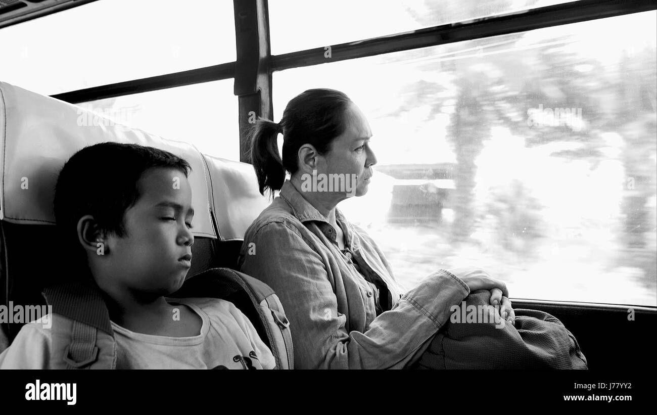 THE WOMAN WHO LEFT, (aka ANG BABAENG HUMAYO), Charo Santos-Concio ...